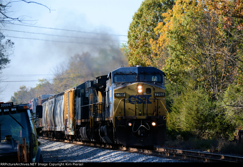 CSX 7765 Q300 Smokin' GE